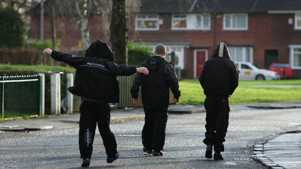 Should Police Show ‘Respect’ to Knife-Carrying Youths? | UK Reloaded