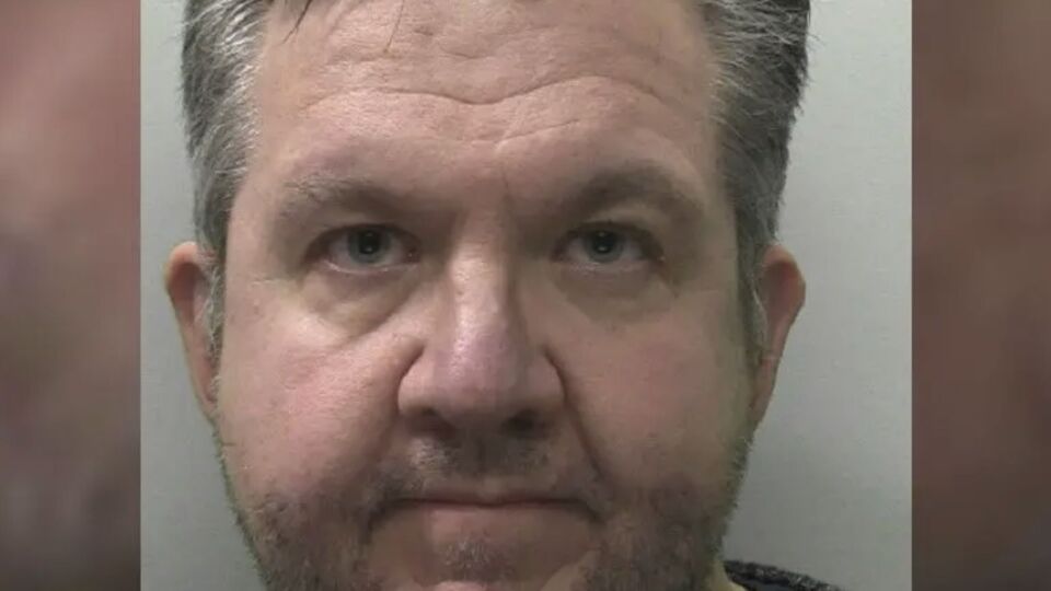 Meet Dr Hopper – the surgeon with an amputation fetish - spiked